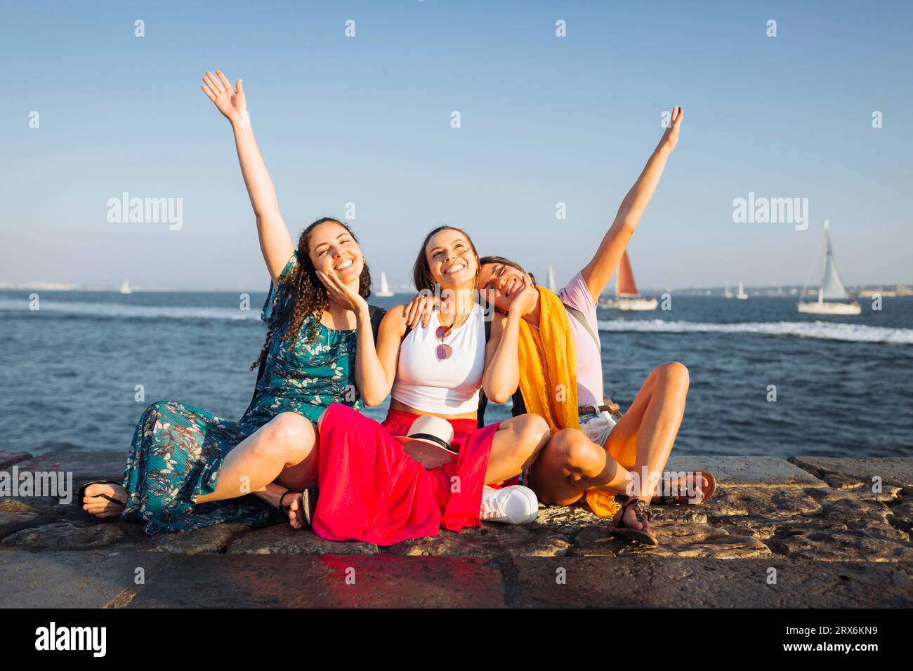 Happy friends on sailing hi-res stock photography and images - Alamy