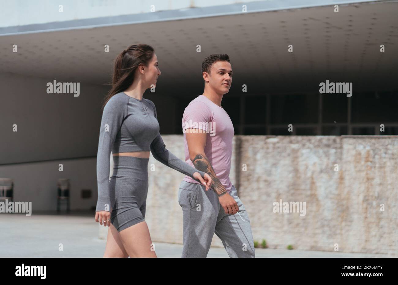 Sportsgirl walking hi-res stock photography and images - Alamy