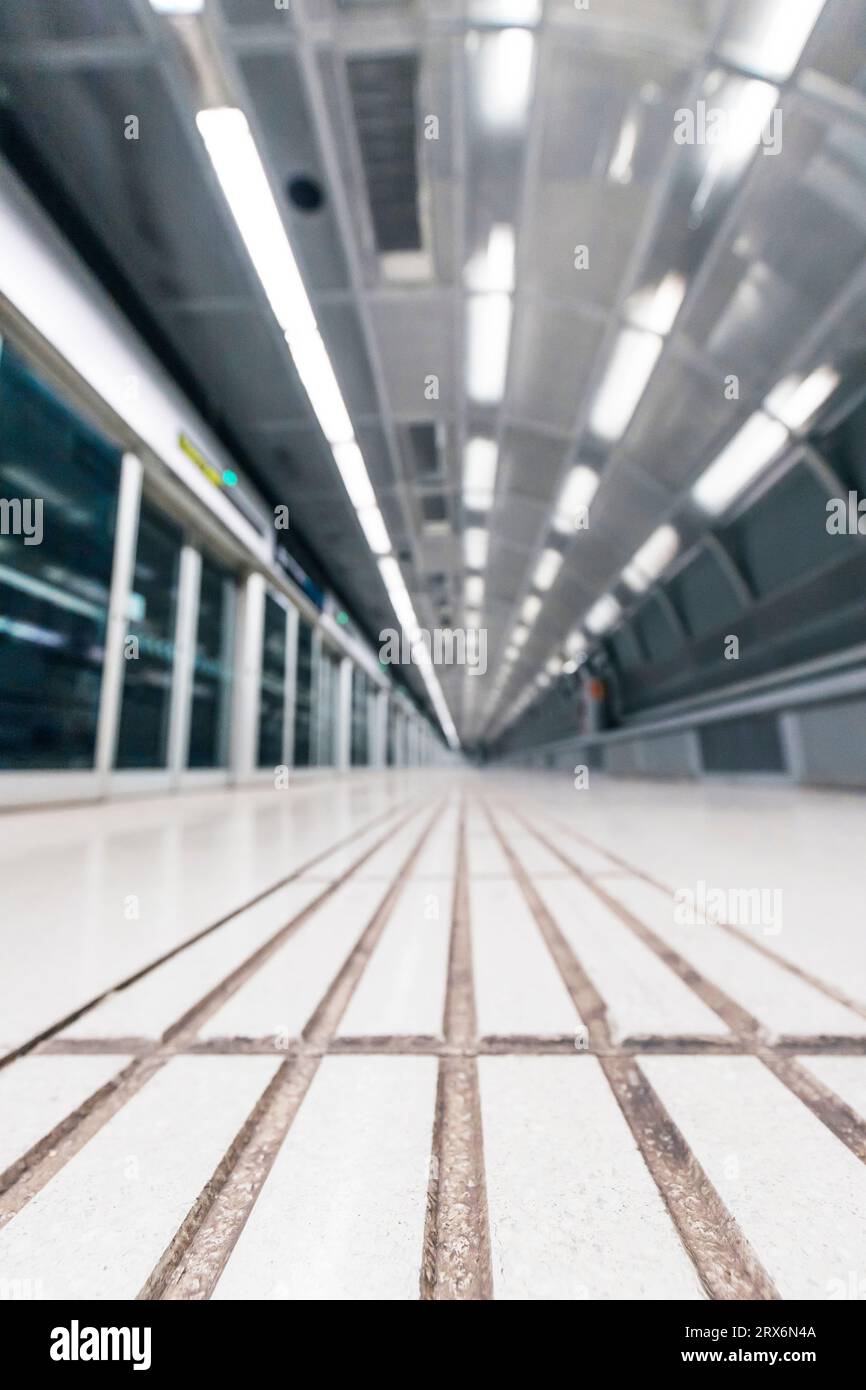 Tiled corridor floor hi-res stock photography and images - Alamy