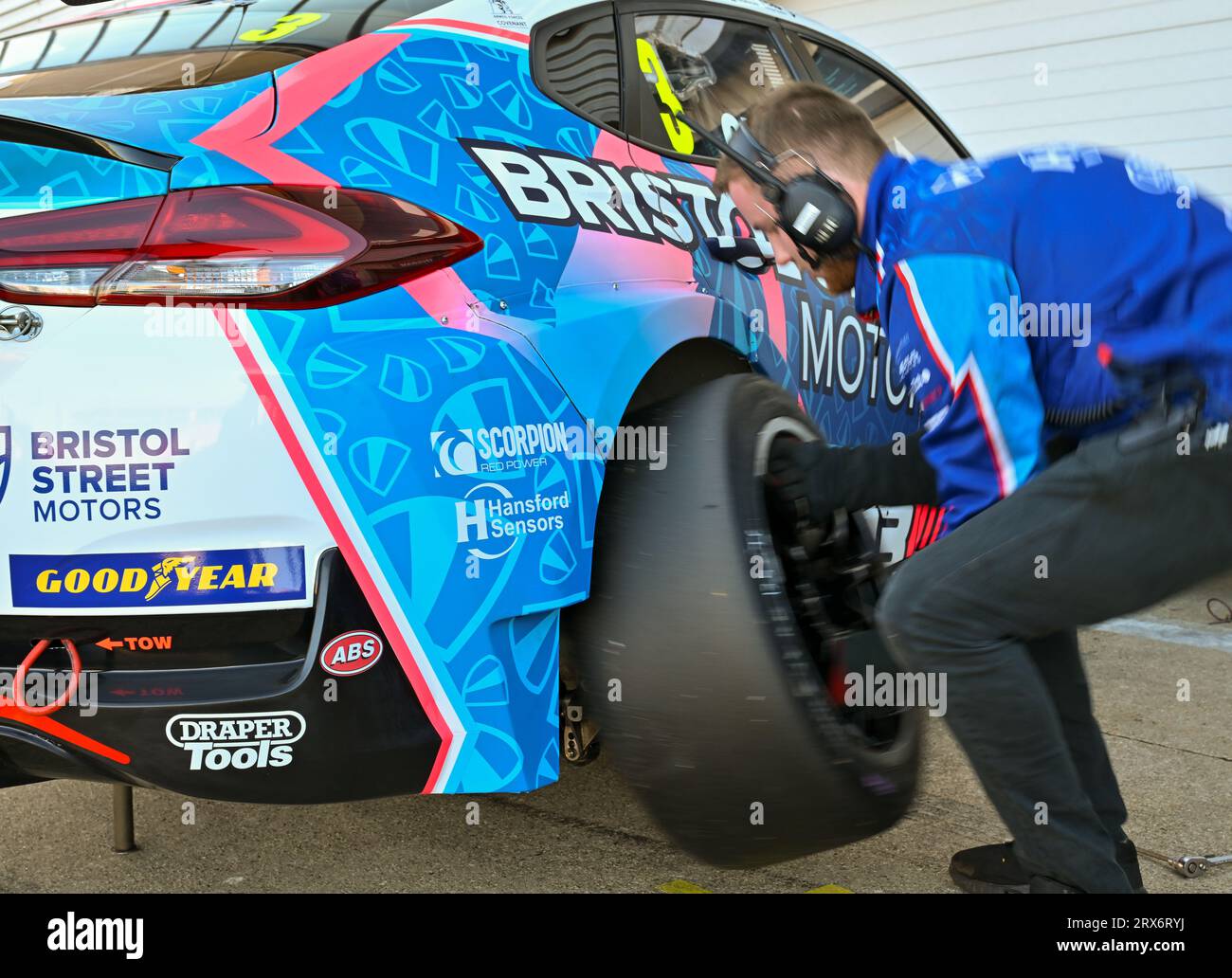 Silverstone, Northamptonshire, UK. 23rd Sep, 2023. Mechanics work on ...