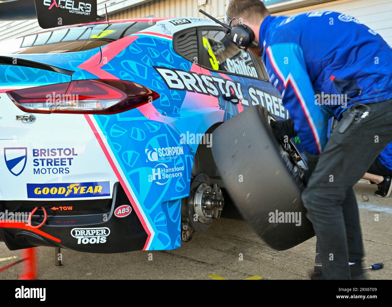 Silverstone, Northamptonshire, UK. 23rd Sep, 2023. Mechanics work on ...