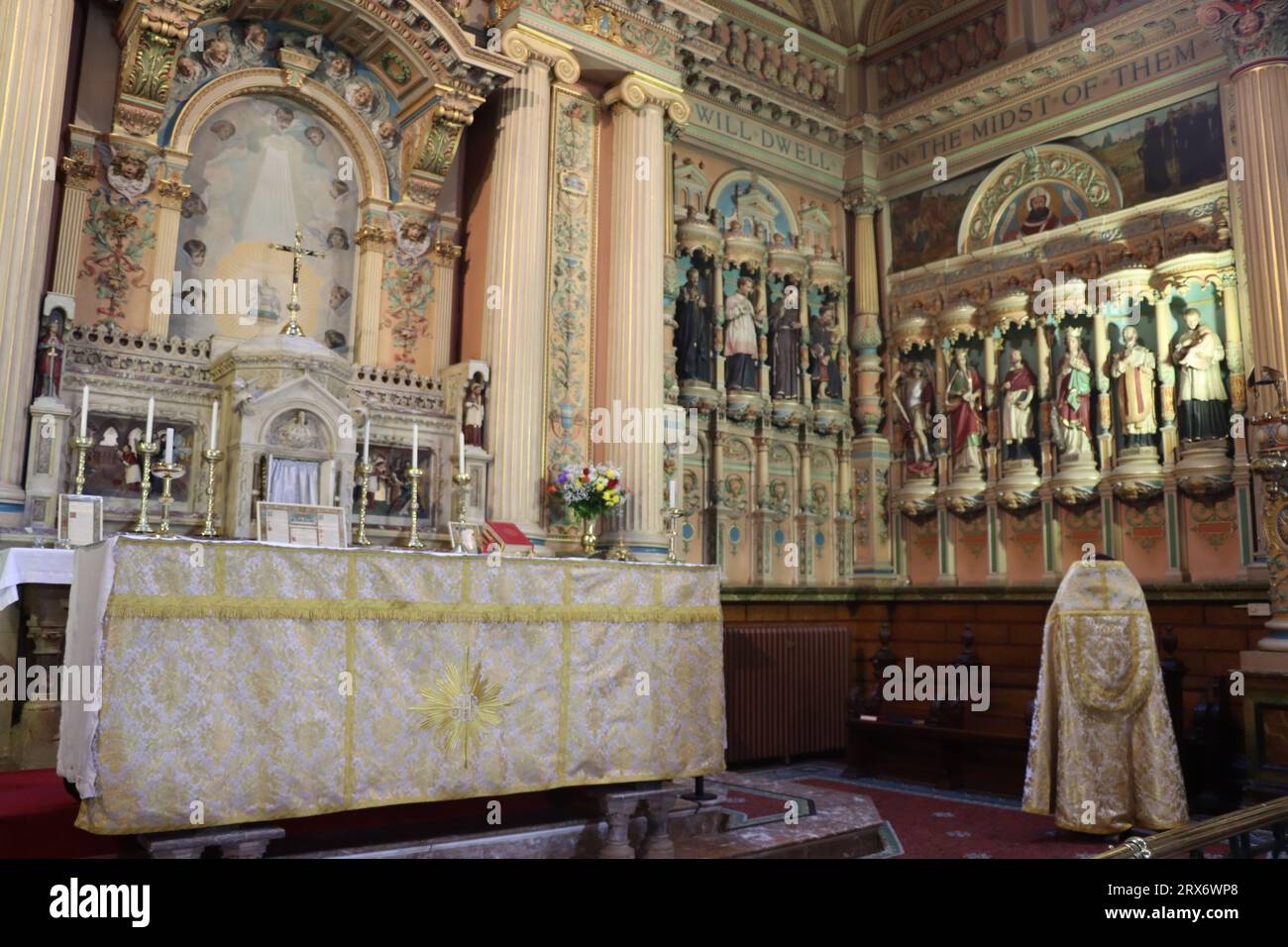St charles borromeo hull hi-res stock photography and images - Alamy