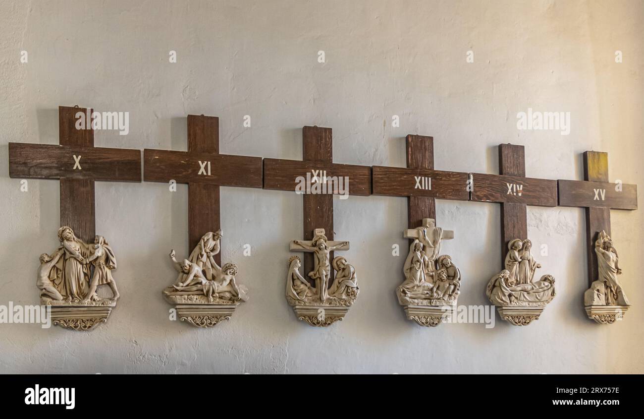 Stages of the cross hi-res stock photography and images - Alamy