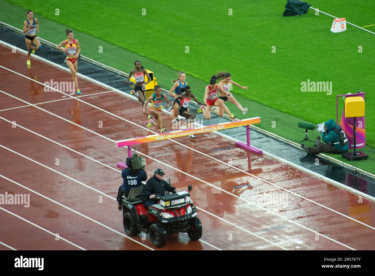 Womens 3000 Metres Steeplechase at the London 2017 World Athletics ...