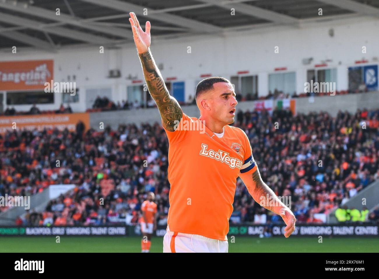 Thomas reeves hi-res stock photography and images - Alamy