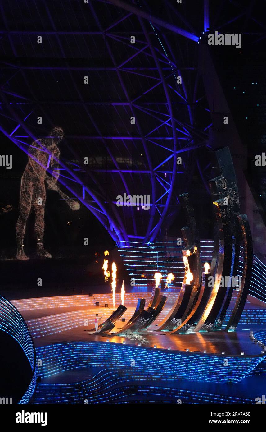 Shun light hi-res stock photography and images - Alamy