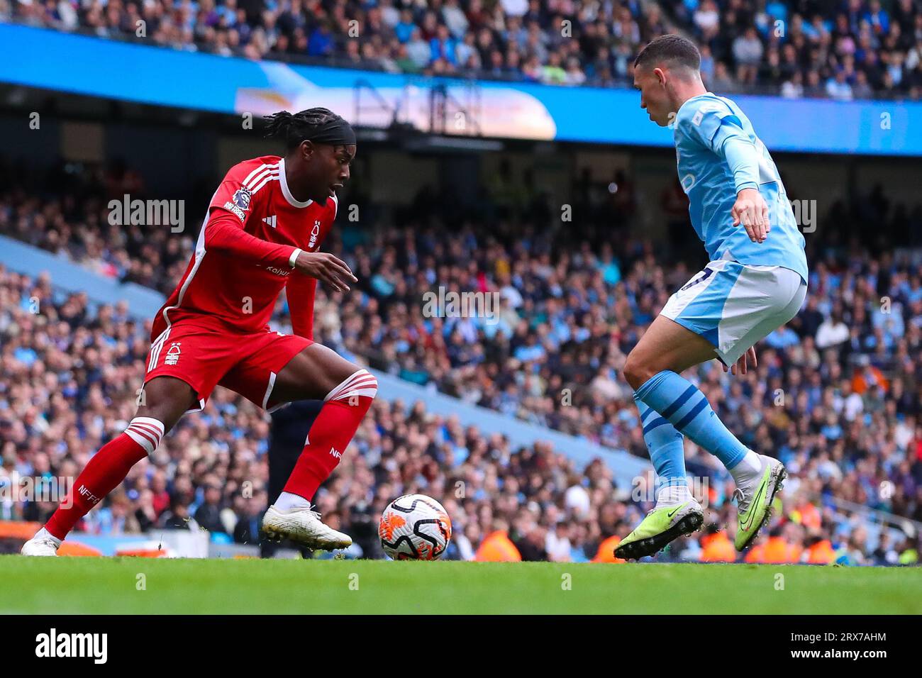 Divock origi nottingham forest hi-res stock photography and images - Alamy