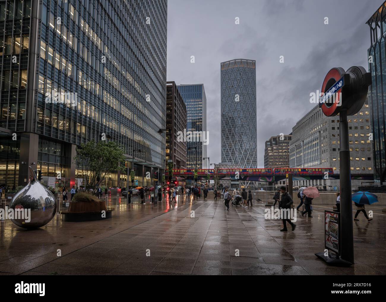 Canary Wharf, London, UK: Looking towards Middle Dock, Docklands Light ...