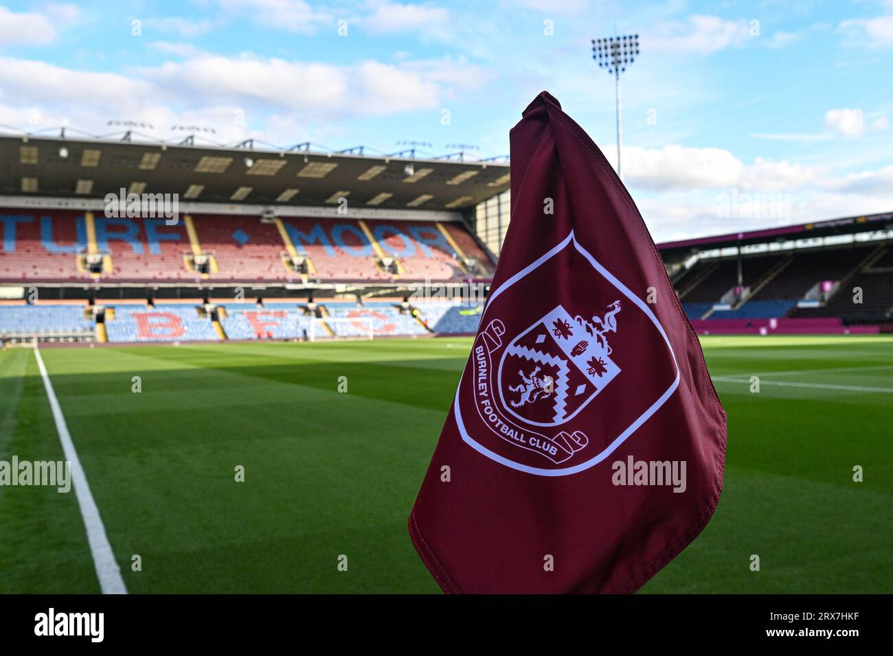 Soccer pitch corner stands hi-res stock photography and images - Alamy