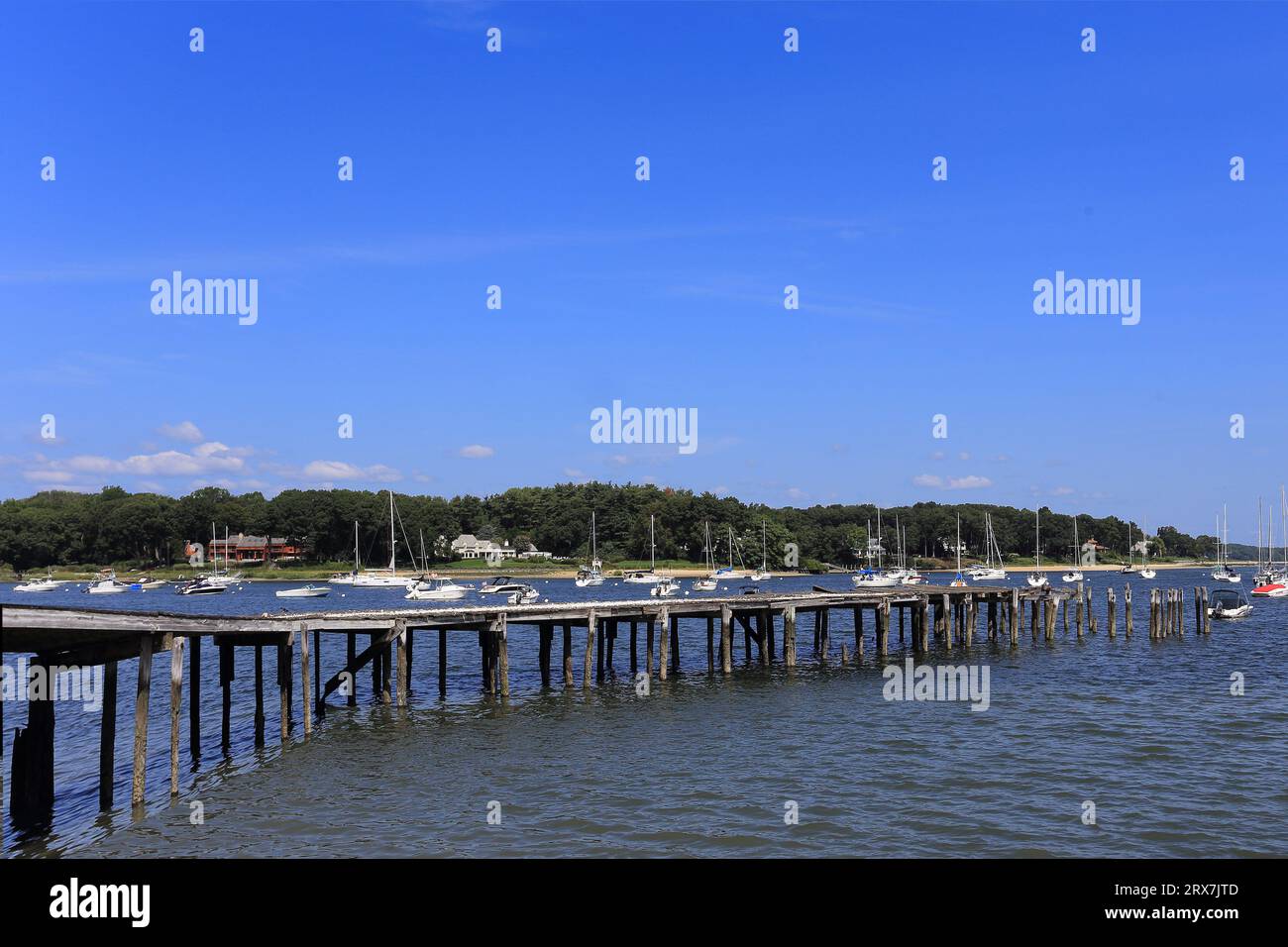 Huntington pier hi-res stock photography and images - Alamy