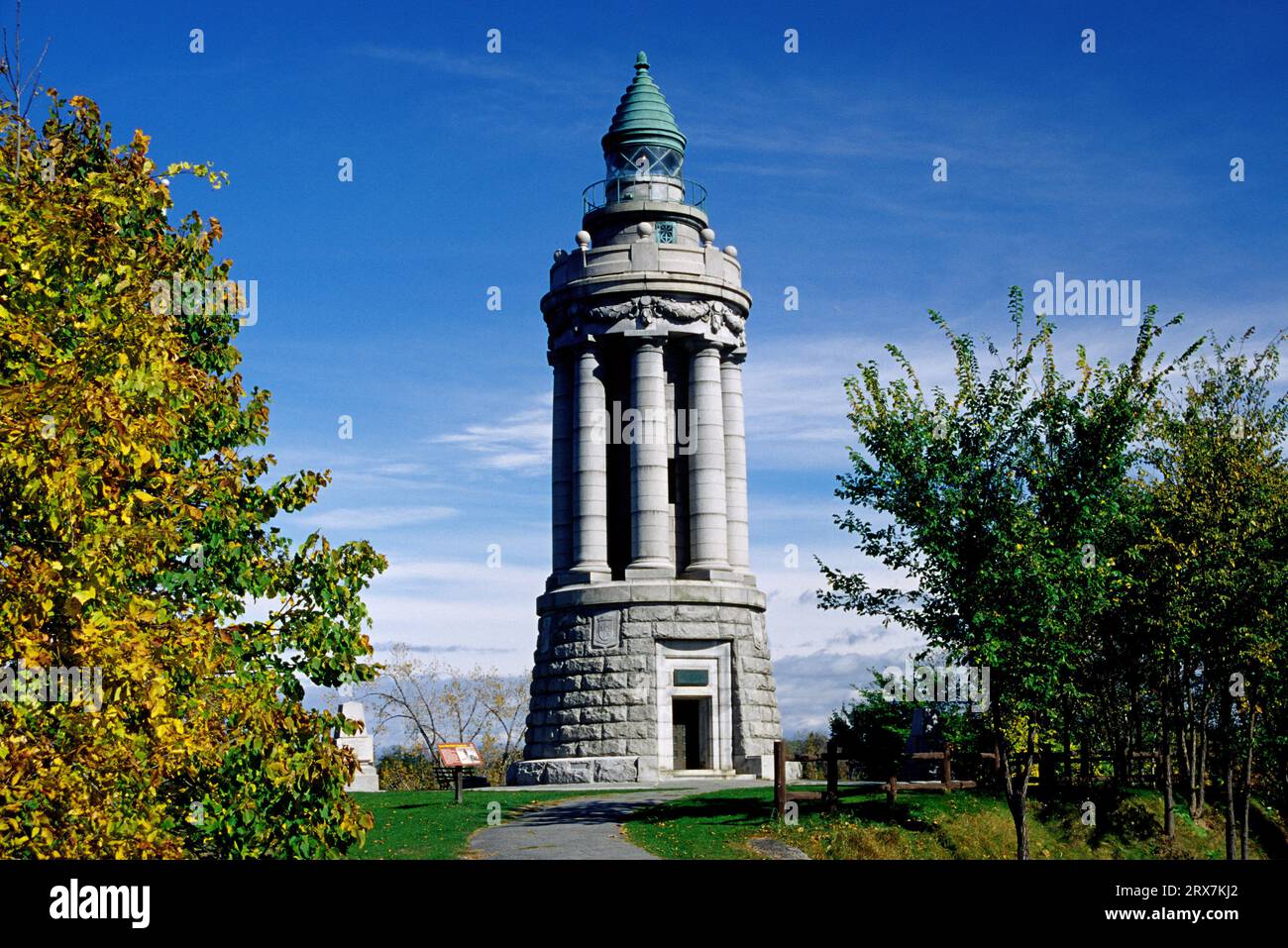 Champlain Memorial and Lighthouse, Crown Point Campground, Adirondack ...