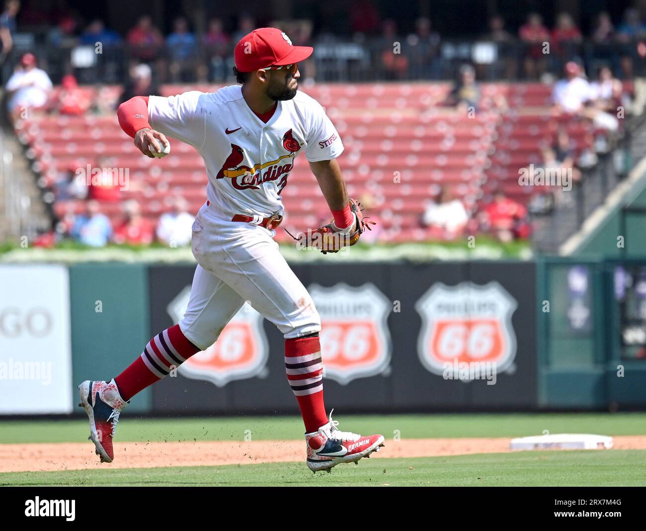 ST. LOUIS, MO - SEPTEMBER 21: St. Louis Cardinals third baseman Jose ...