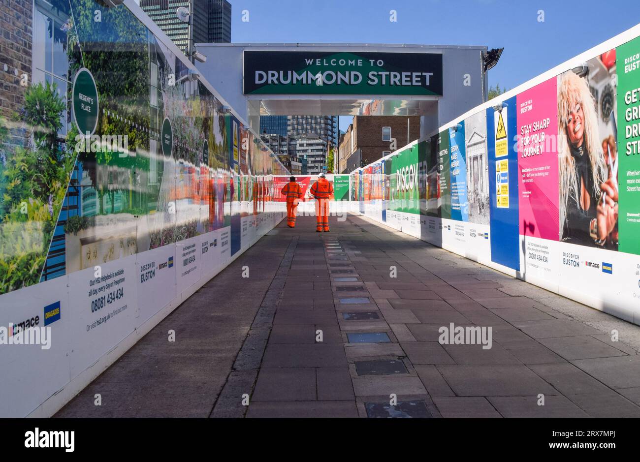 Hs2 delays hi-res stock photography and images - Alamy