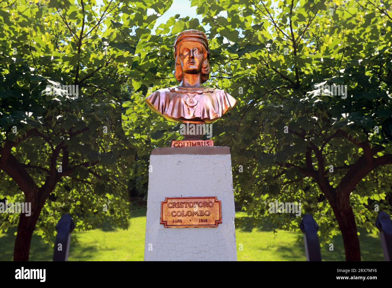 Christopher Columbus statue Yonkers NY Stock Photo - Alamy