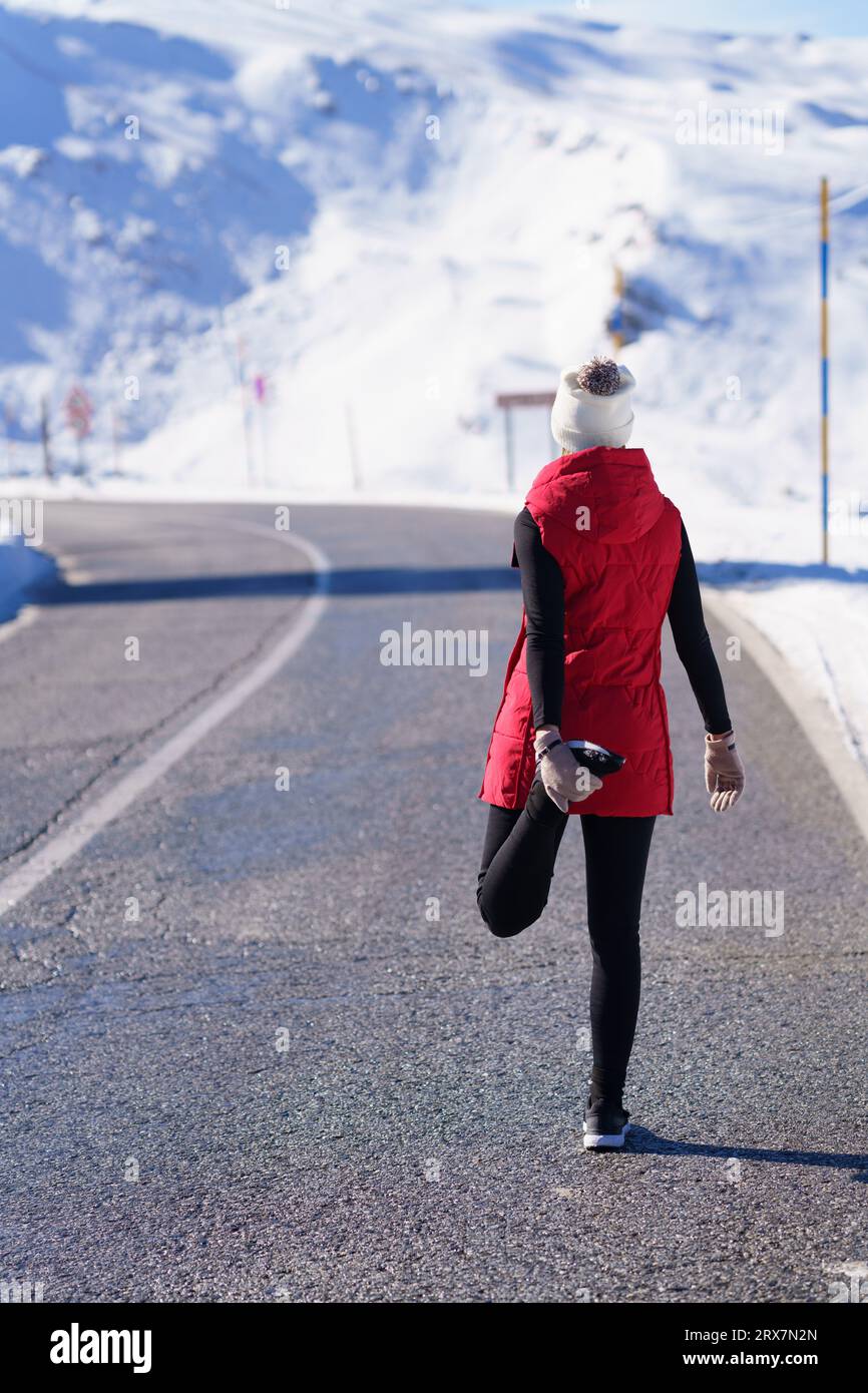 Full body active anonymous hi-res stock photography and images - Alamy