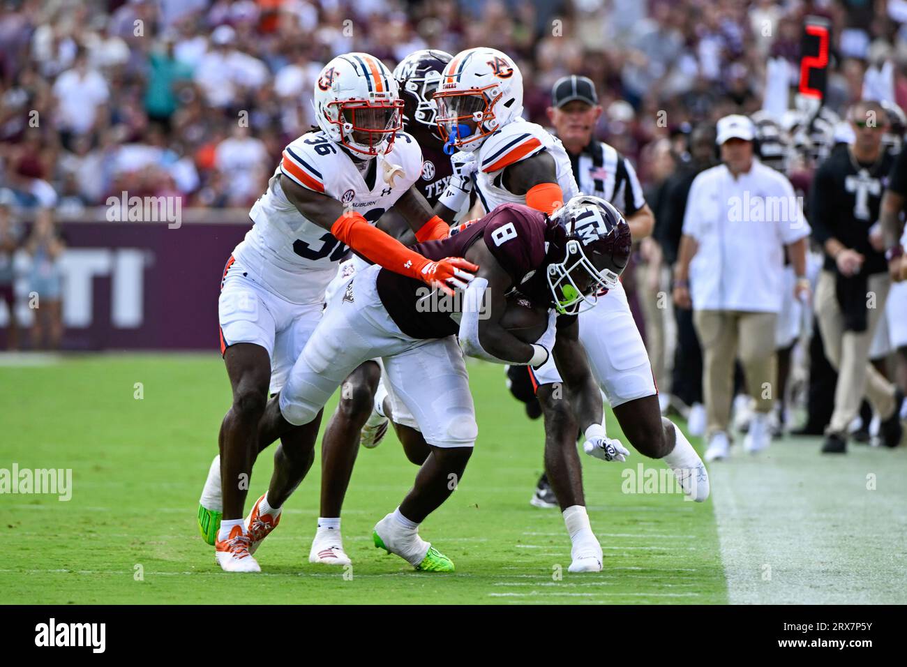 COLLEGE STATION, TX - SEPTEMBER 23: Texas A&M Aggies running back Le ...