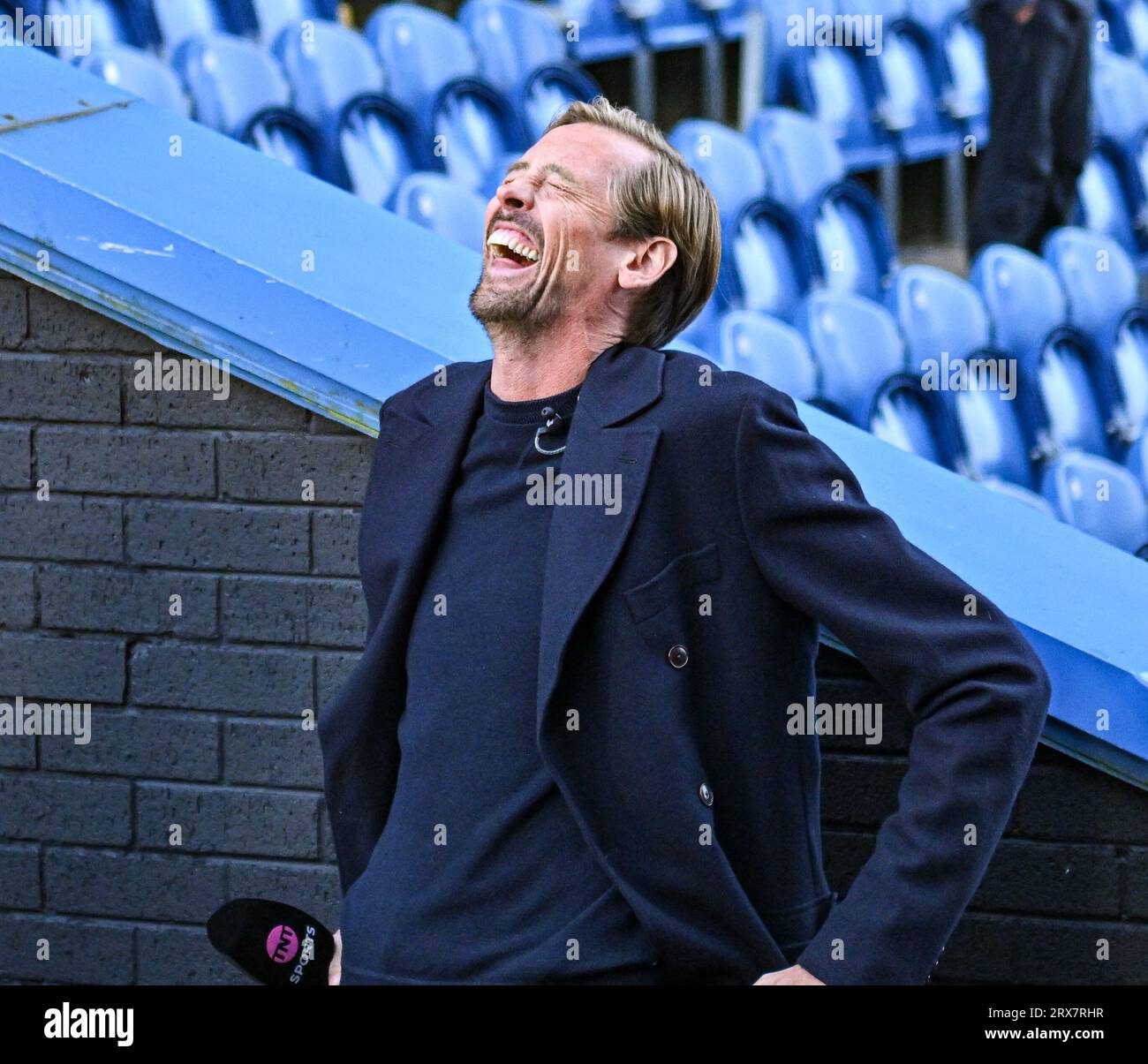 Football commentator premier league hi-res stock photography and images ...