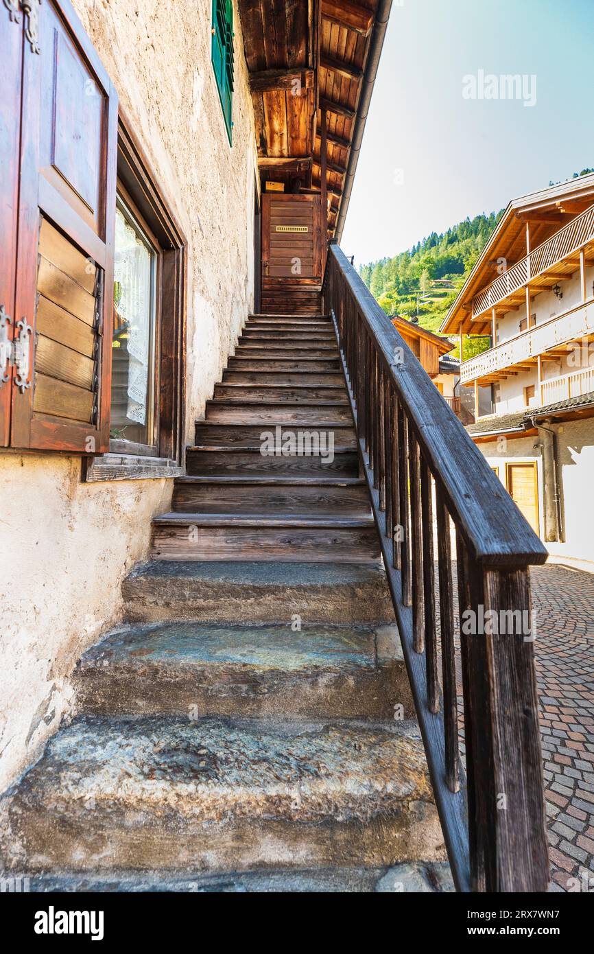 Borgo di sopra hi-res stock photography and images - Alamy