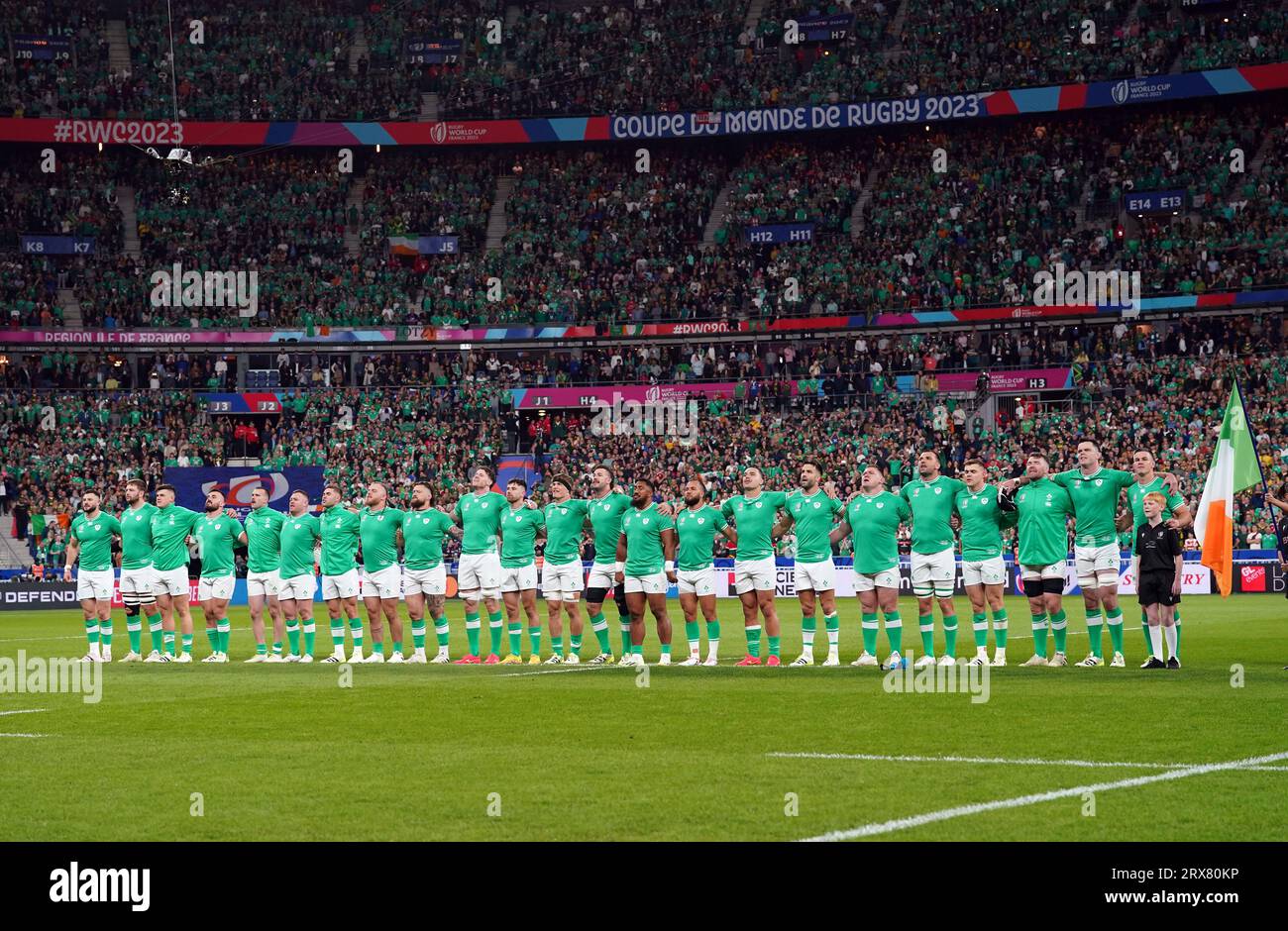 The Ireland team sign the national anthem before the Rugby World Cup ...