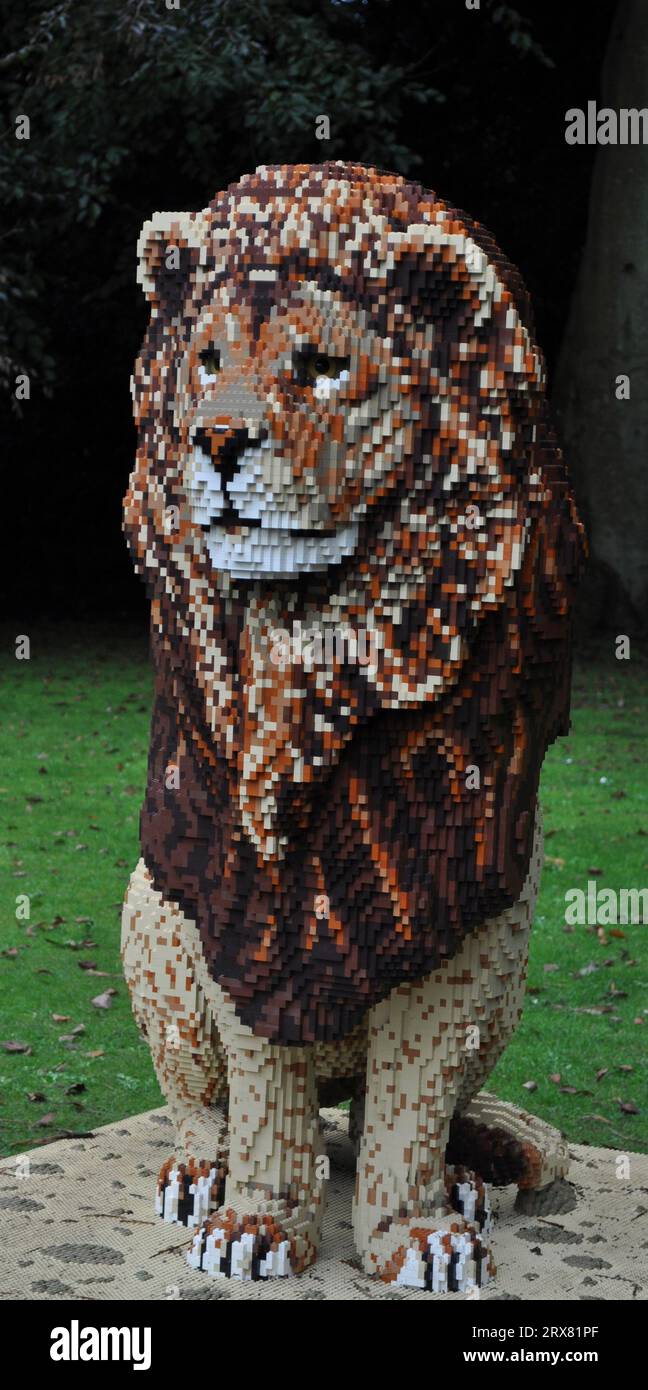 Lego brick sculpture of endangered animals from around the world ...