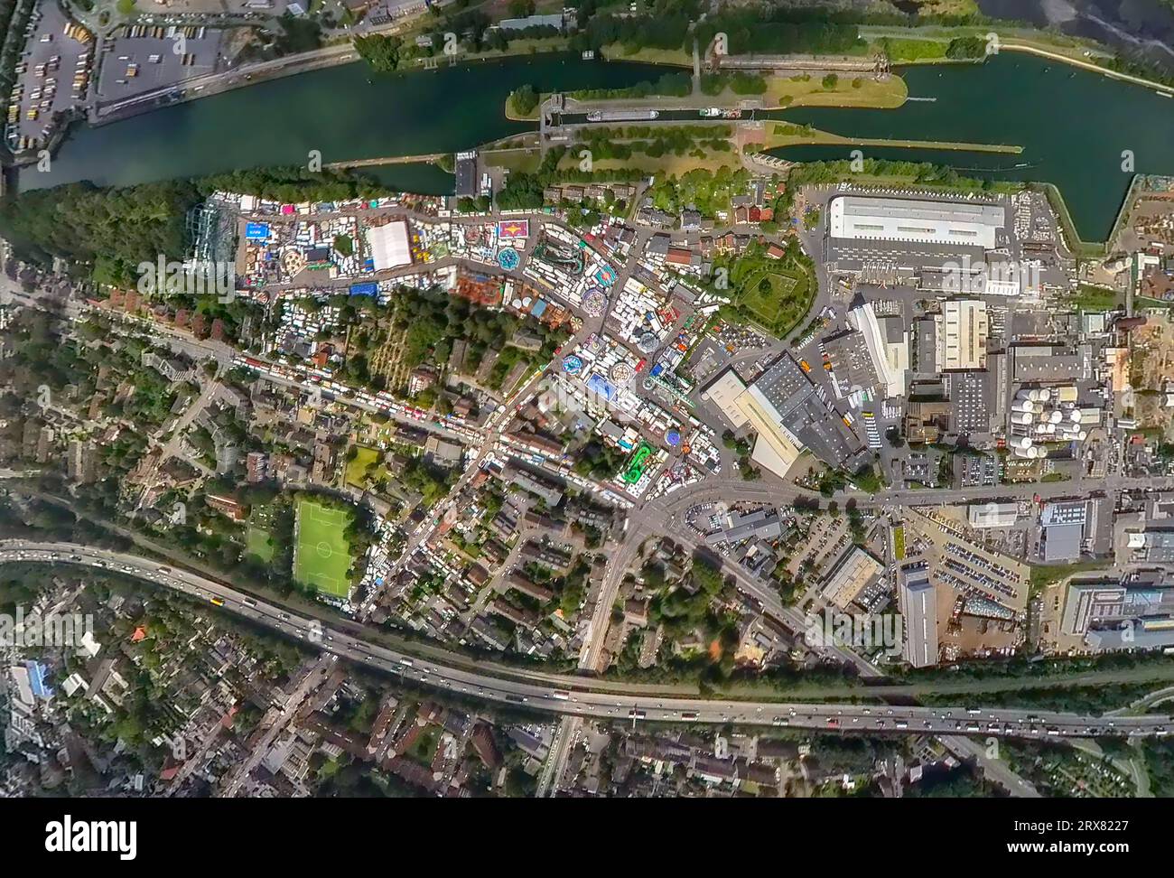 Lock herne crange and lock wanne eickel at the rhine herne canal hi-res stock photography and ...
