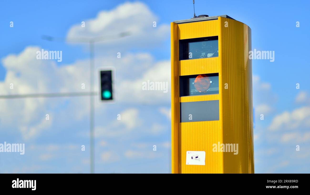 Traffic radar for speed measurement in road and vehicle traffic Stock ...