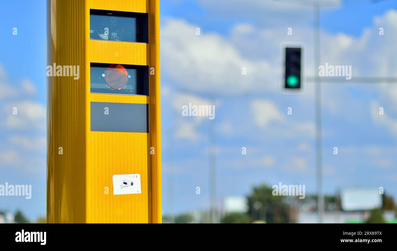 Traffic radar for speed measurement in road and vehicle traffic Stock ...
