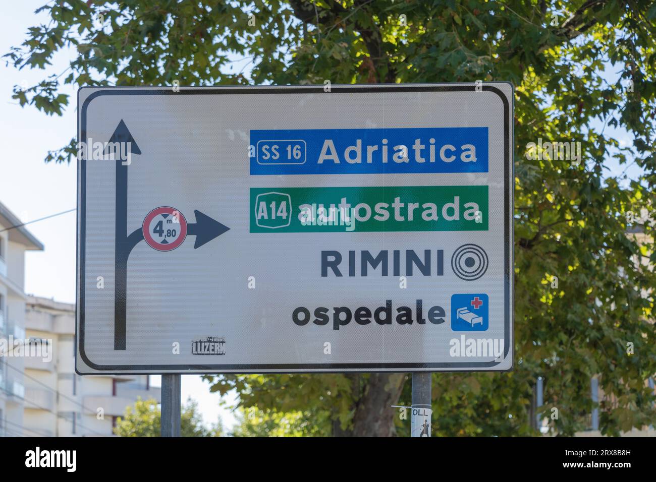 Italian construction site signage hi-res stock photography and images ...