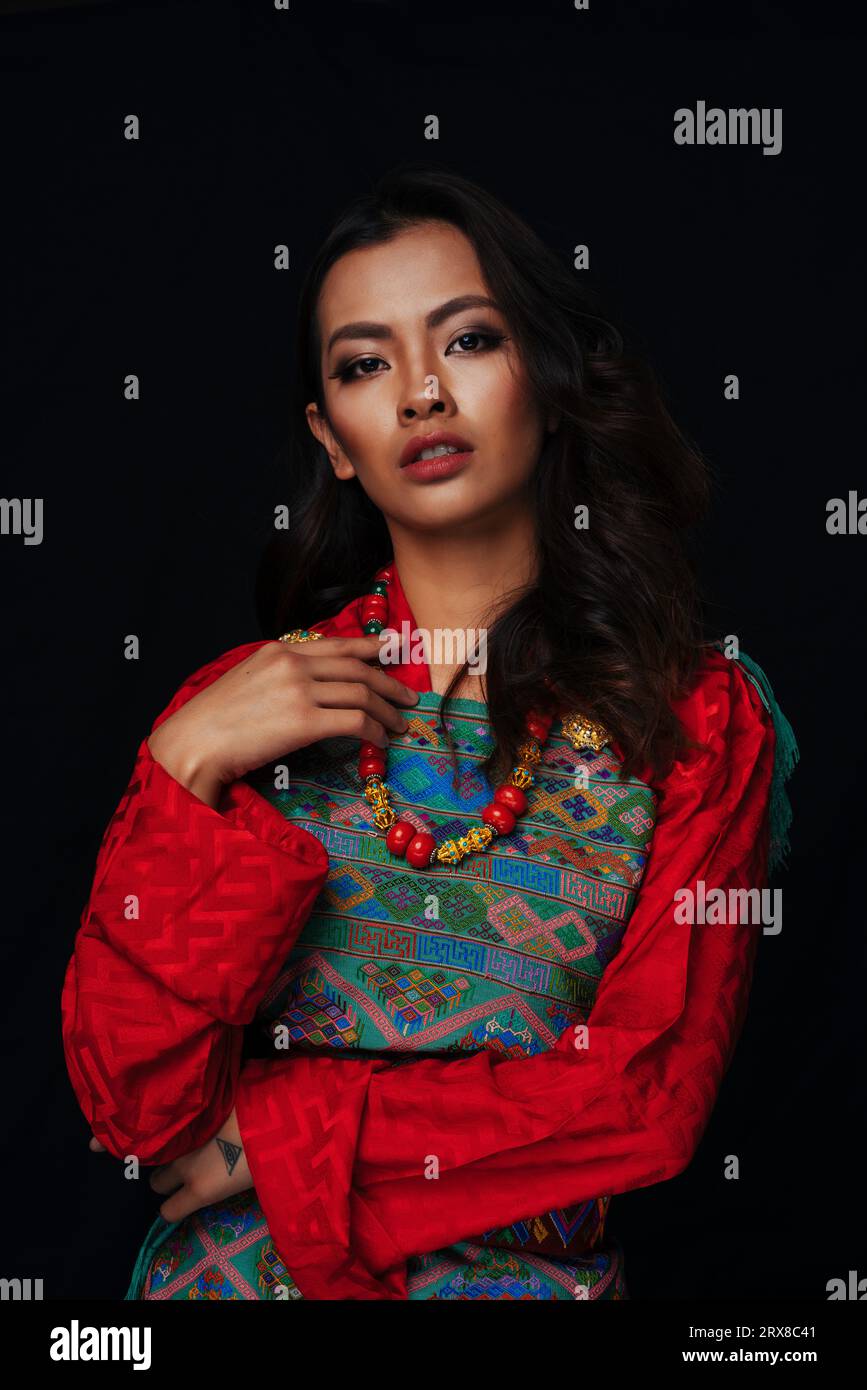 Portrait bhutanese woman bhutan hi-res stock photography and images - Alamy