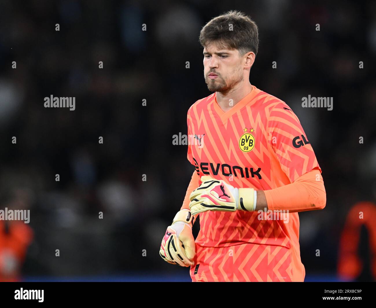 PARIS - Borussia Dortmund goalkeeper Gregor Kobel during the UEFA ...