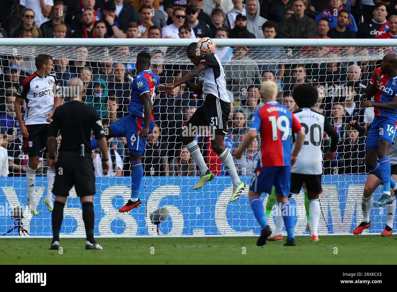 Selhurst Park, Selhurst, London, UK. 23rd Sep, 2023. Premier League ...