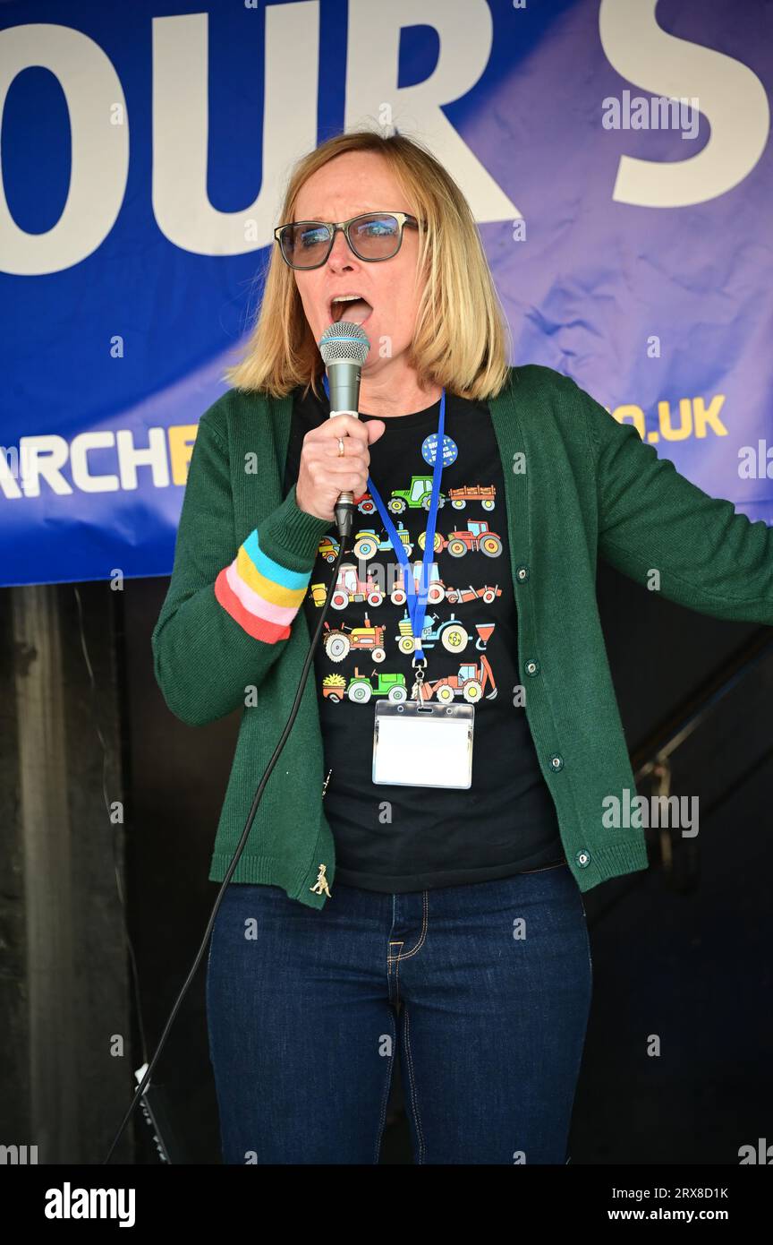 Liz webster hi-res stock photography and images - Alamy