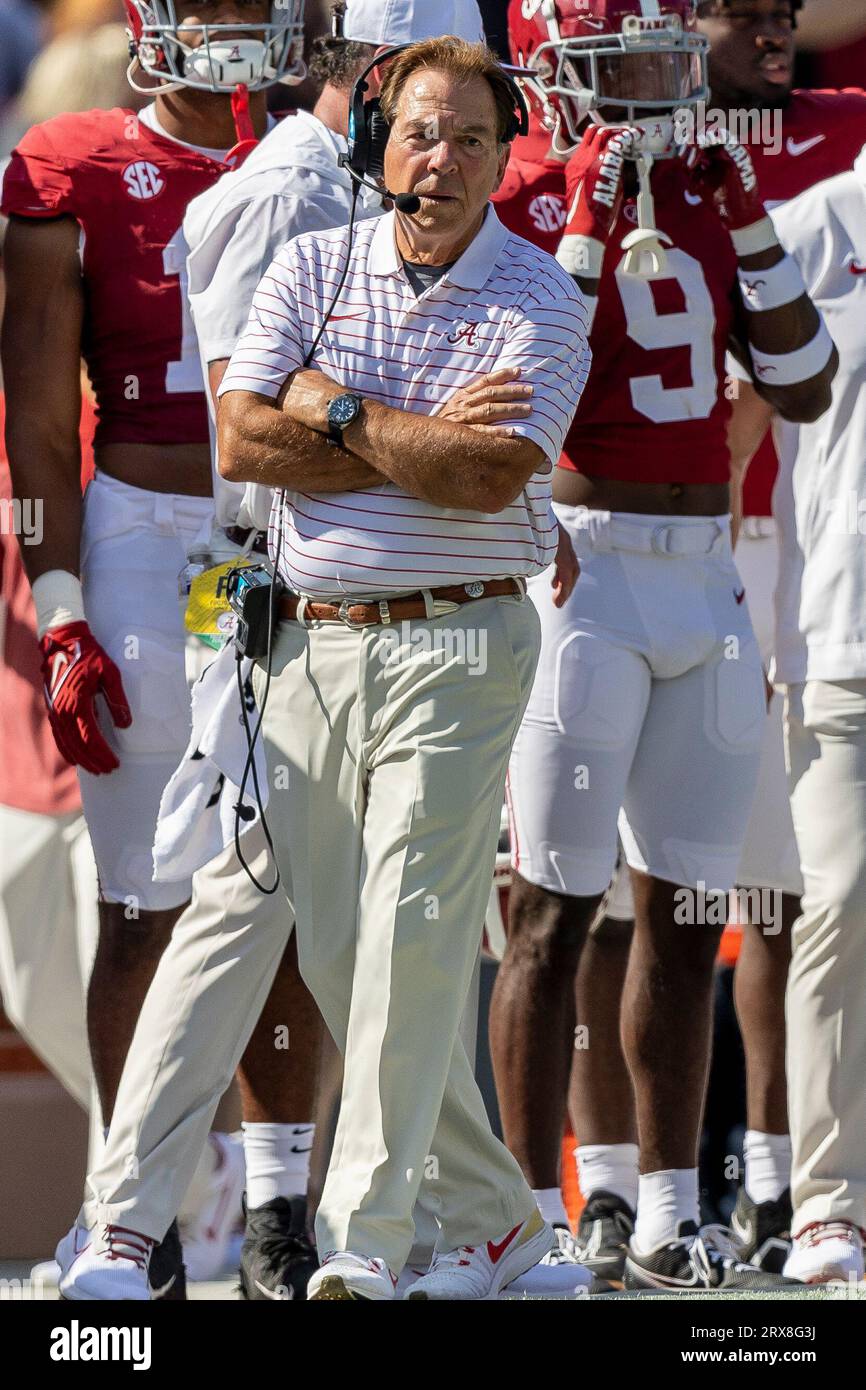 Alabama head coach Nick Saban paces the sideline during the first half ...