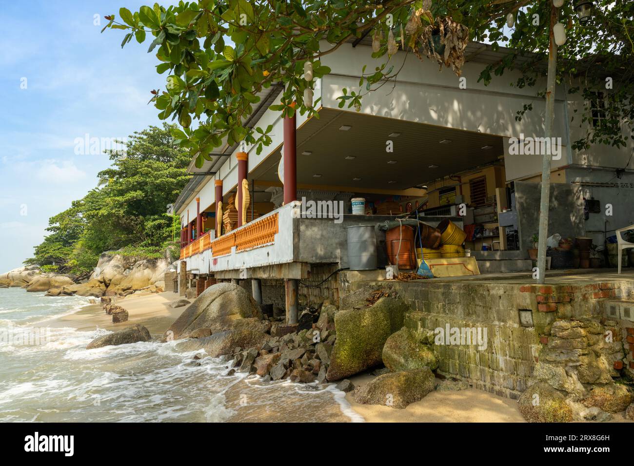 The beach at the Sri Aluvang Muneeshwarar Temple, Penang, Malaysia ...