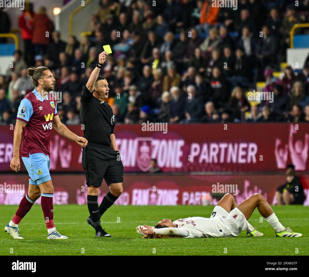 Turf Moor, Burnley, Lancashire, UK. 23rd Sep, 2023. Premier League ...