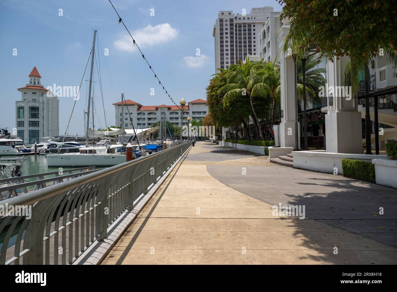 The walkway at Straits Quay, Penang, Malaysia Stock Photo - Alamy
