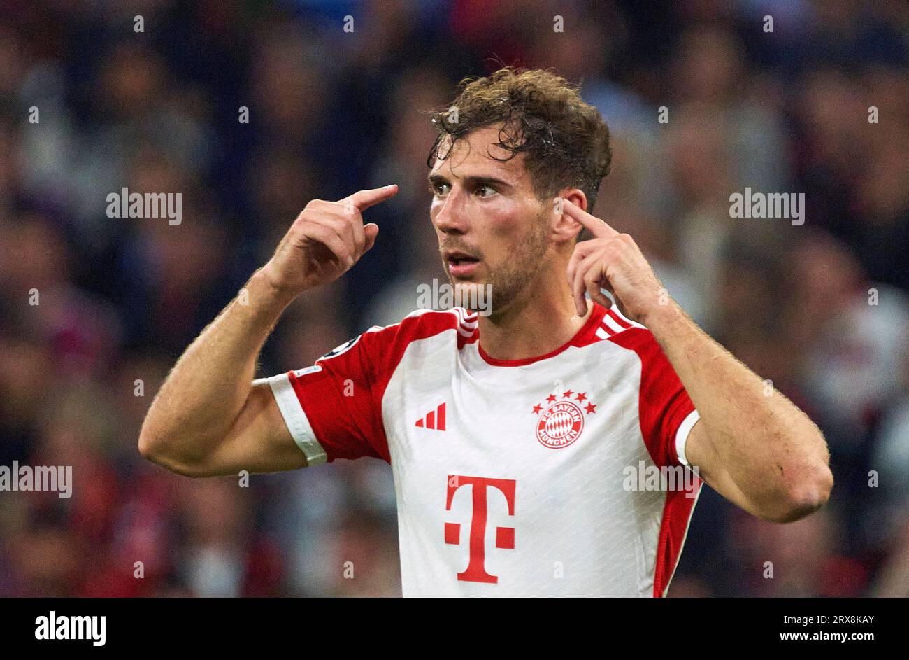 Leon GORETZKA, FCB 8 in the group stage match FC BAYERN MUENCHEN ...