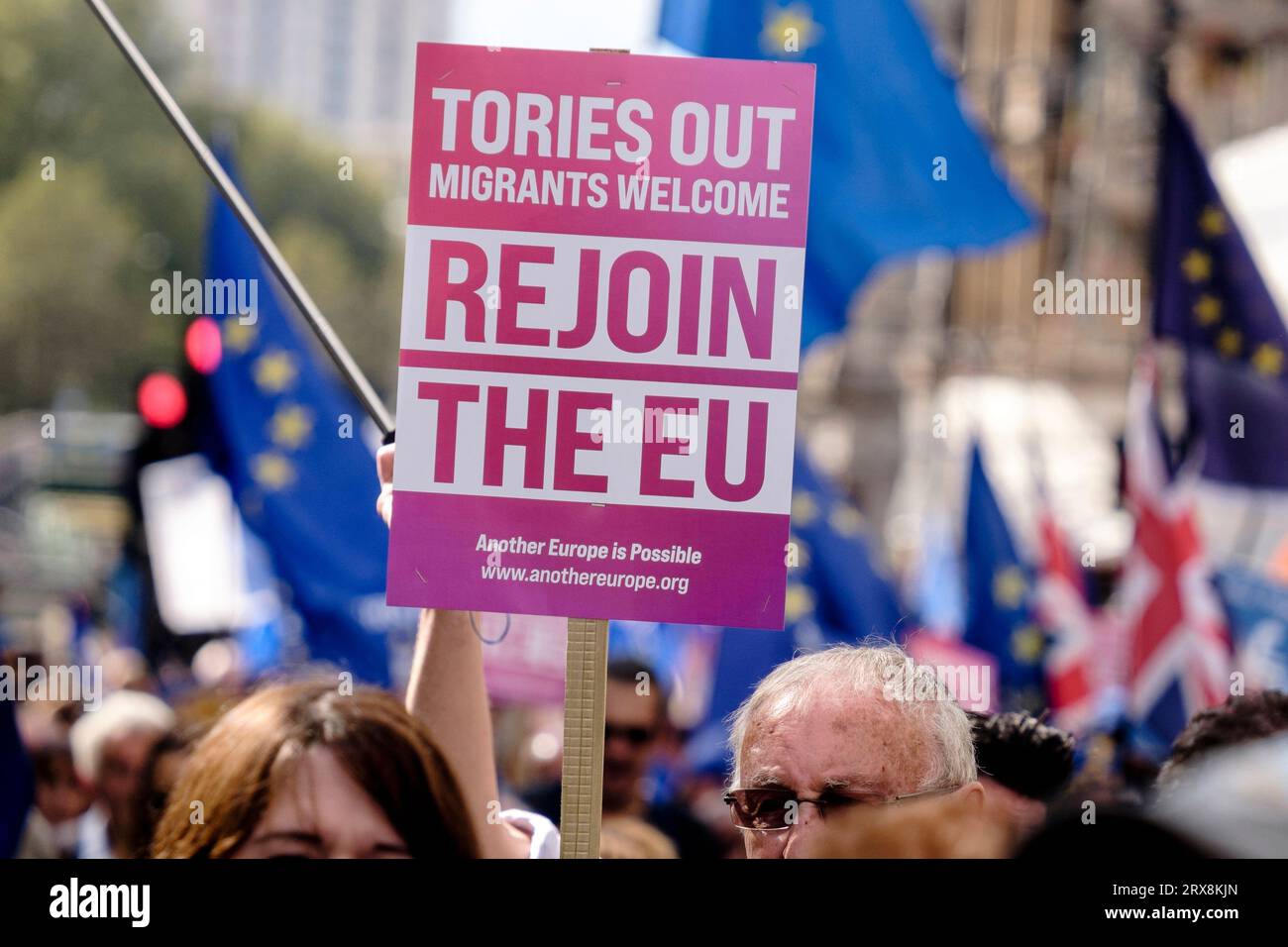 Rejoin the eu hi-res stock photography and images - Alamy