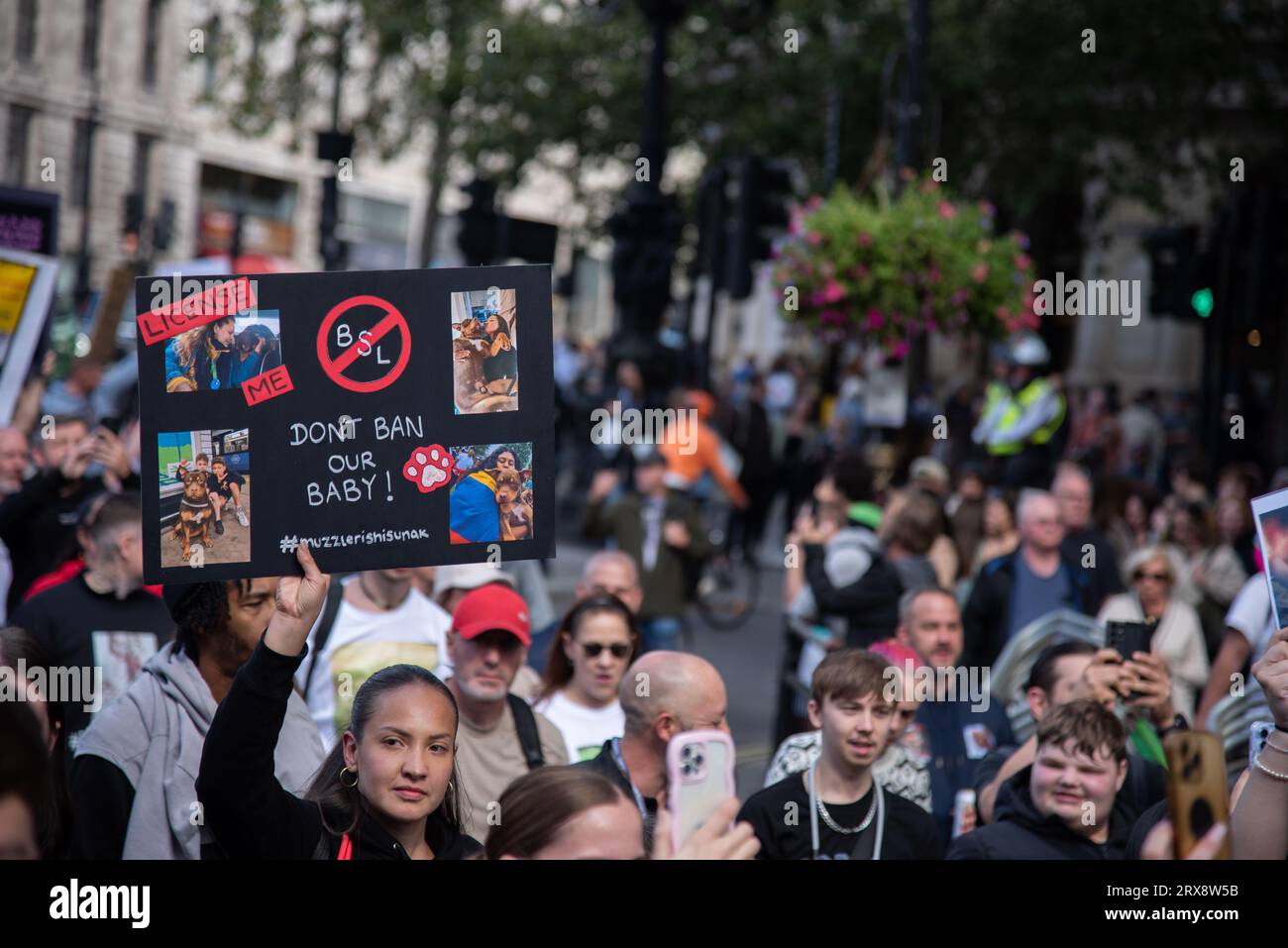 London, UK. 23rd Sep, 2023. Protestors march with placard during the XL ...