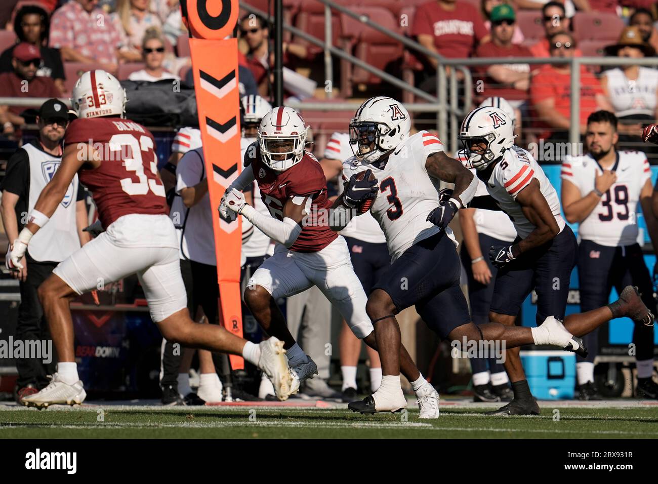 Arizona running back Jonah Coleman (3) carries against Stanford during ...
