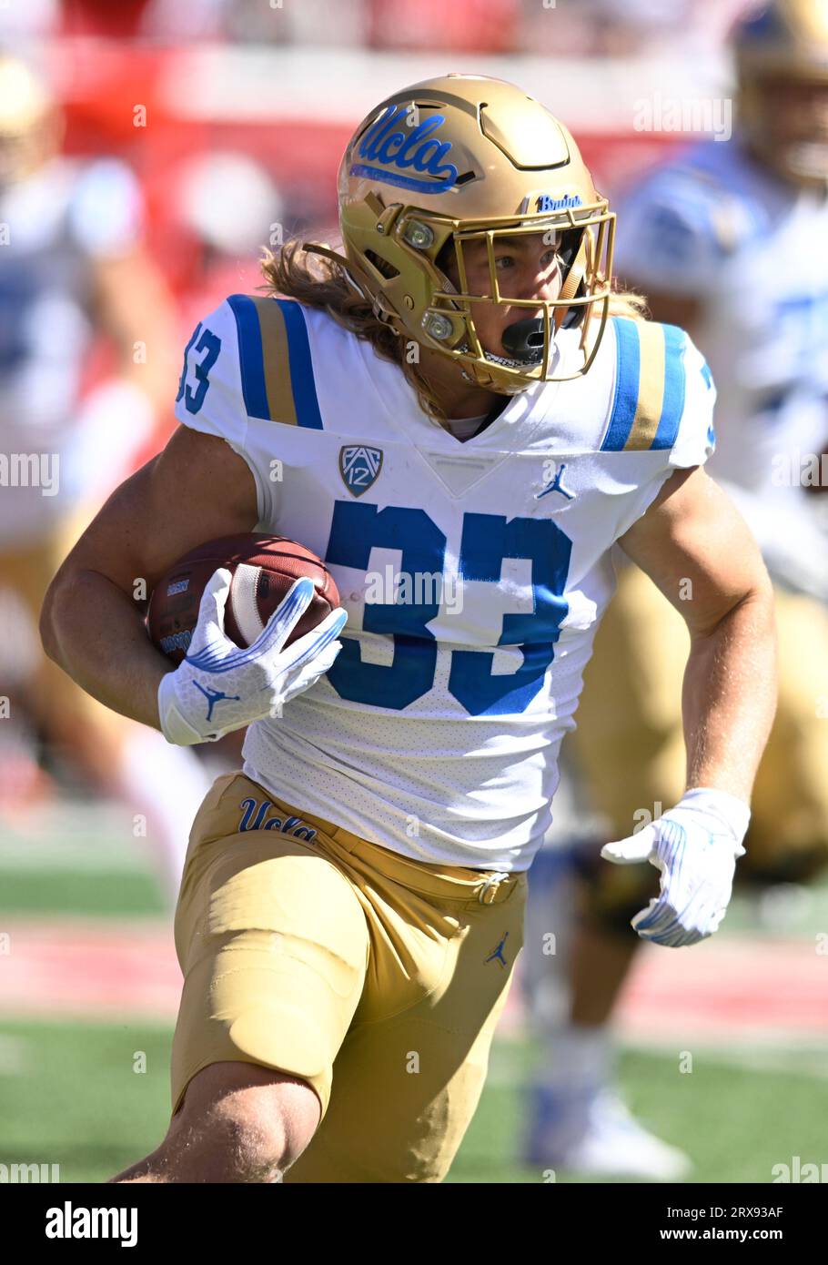 SALT LAKE CITY, UT - SEPTEMBER 23: UCLA Bruins running back Carson ...