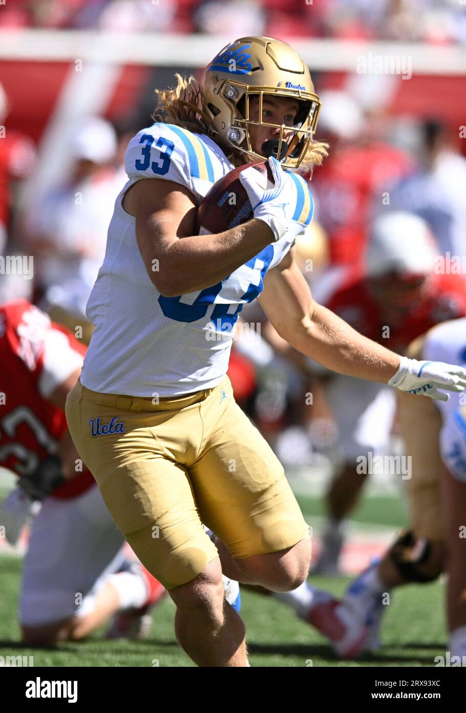 SALT LAKE CITY, UT - SEPTEMBER 23: UCLA Bruins running back Carson ...
