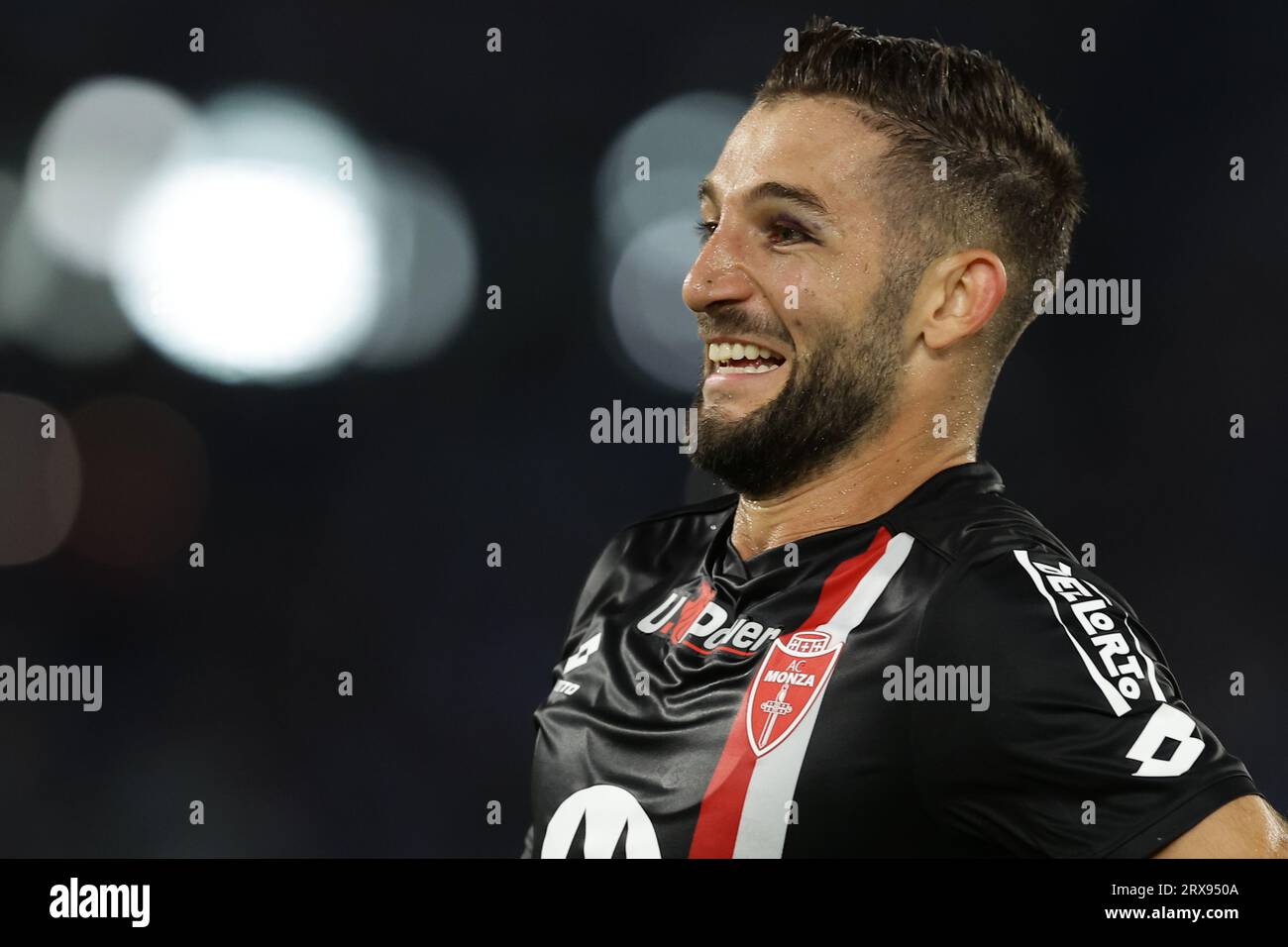 Monza's Italian midfielder Roberto Gagliardini celebrates after scoring ...