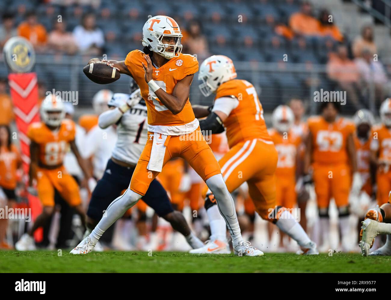 KNOXVILLE, TN - SEPTEMBER 23: Tennessee Volunteers quarterback Nico ...