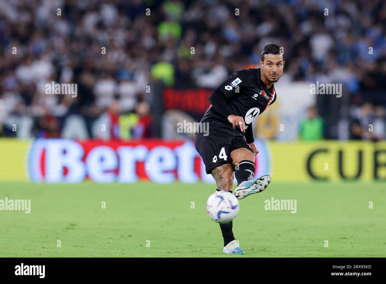 Monza's Italian defenderArmando Izzo during the Serie A football match ...