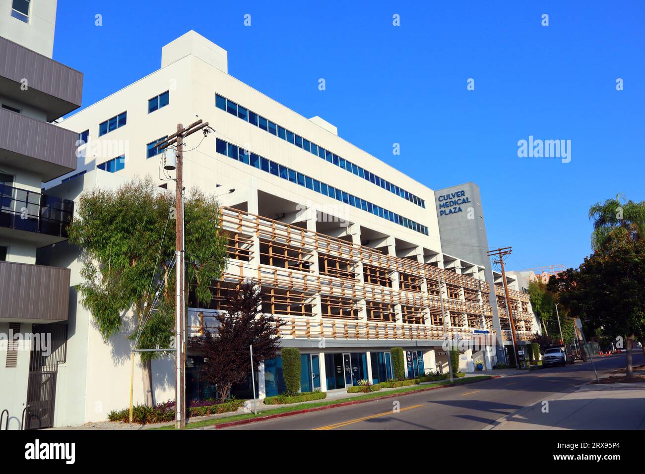 Southern california hospital hi-res stock photography and images - Alamy
