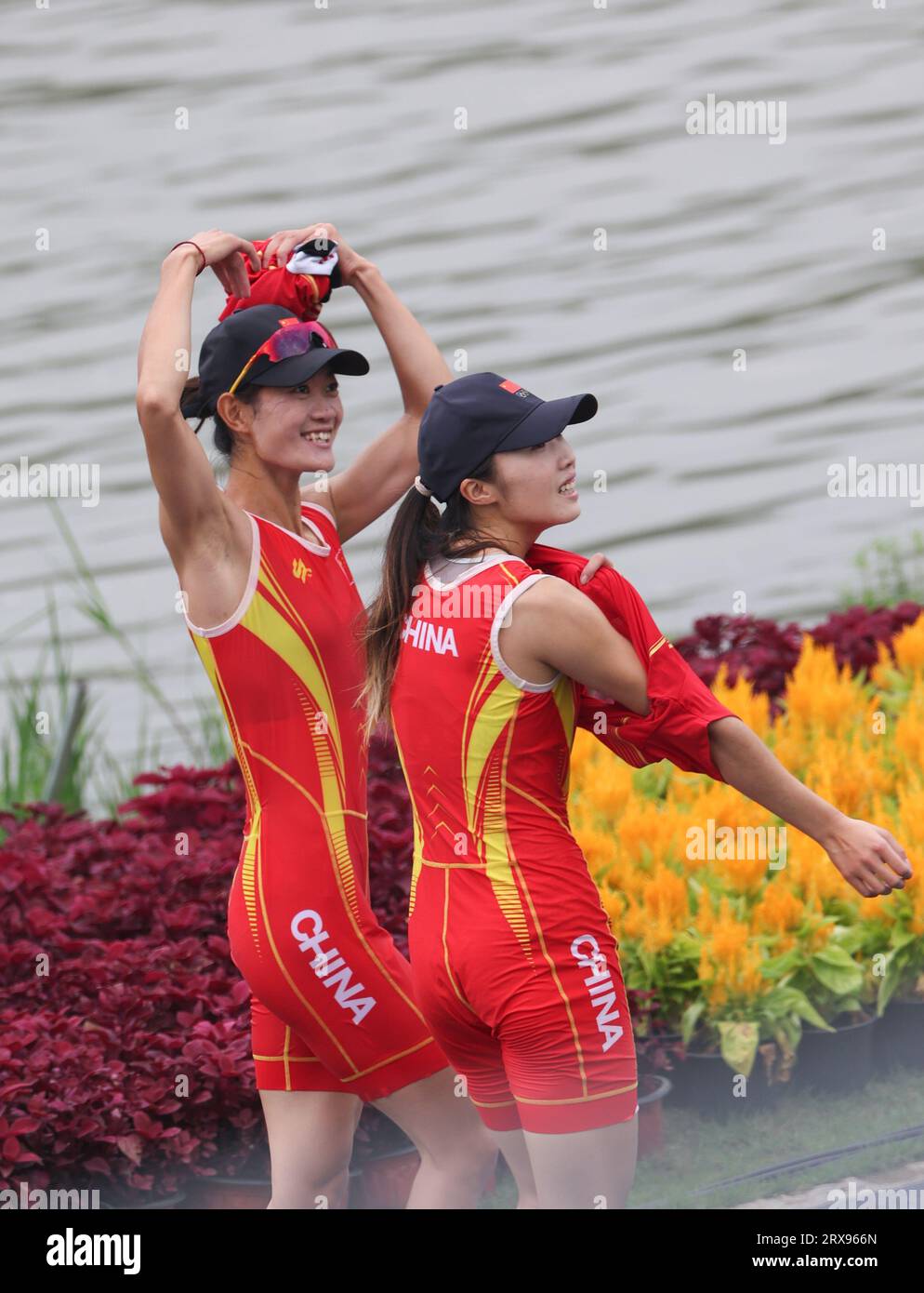 Hangzhou, China's Zhejiang Province. 24th Sep, 2023. Zou Jiaqi (R) and ...