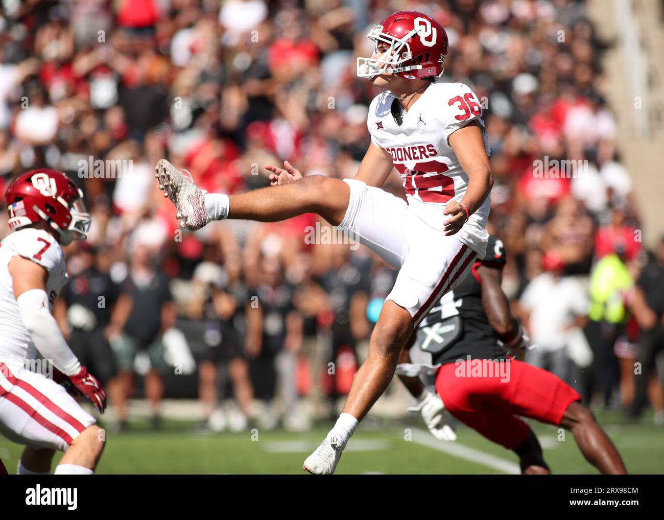 Cincinnati, USA. 23rd Sep, 2023. September 23, 2023: Oklahoma Sooners ...