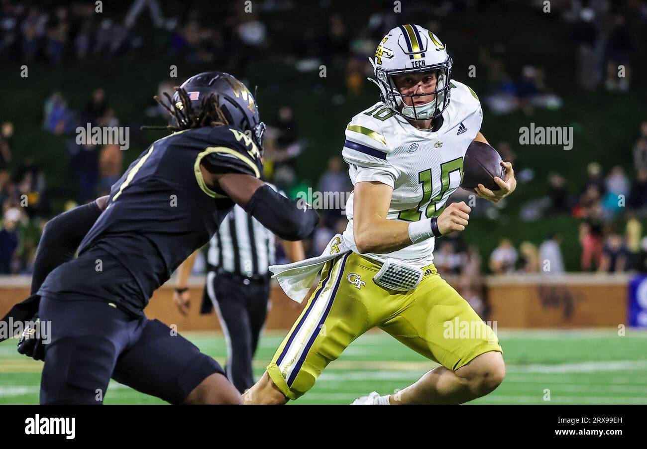 September 23, 2023: Georgia Tech sophomore Haynes King (10) runs keeps ...