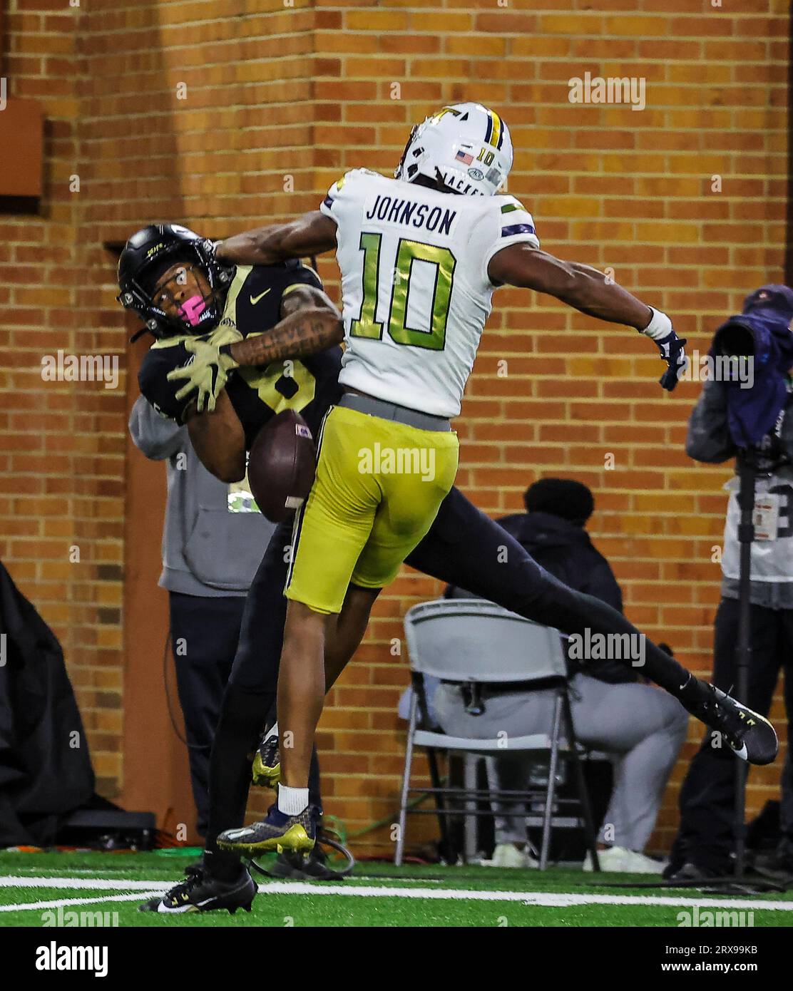 Grimes pass hi-res stock photography and images - Alamy